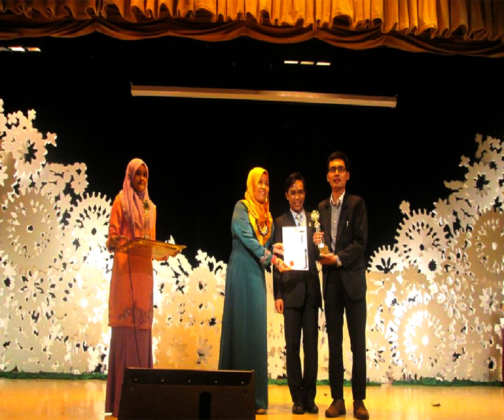 Researching Plant as Antigenotoxic, UGM Students Gain Awards ...