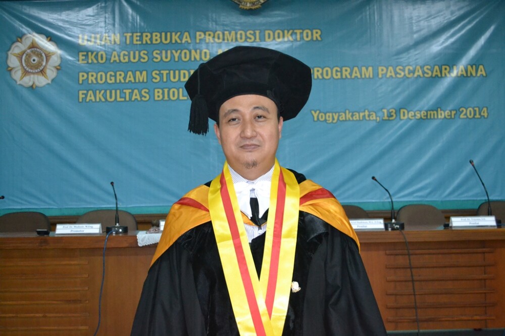 Kembangkan Mikroalga Sebagai Sumber Bioenergi, Eko Agus Suyono Raih ... Kembangkan Mikroalga Sebagai Sumber Bioenergi, Eko Agus Suyono Raih ...