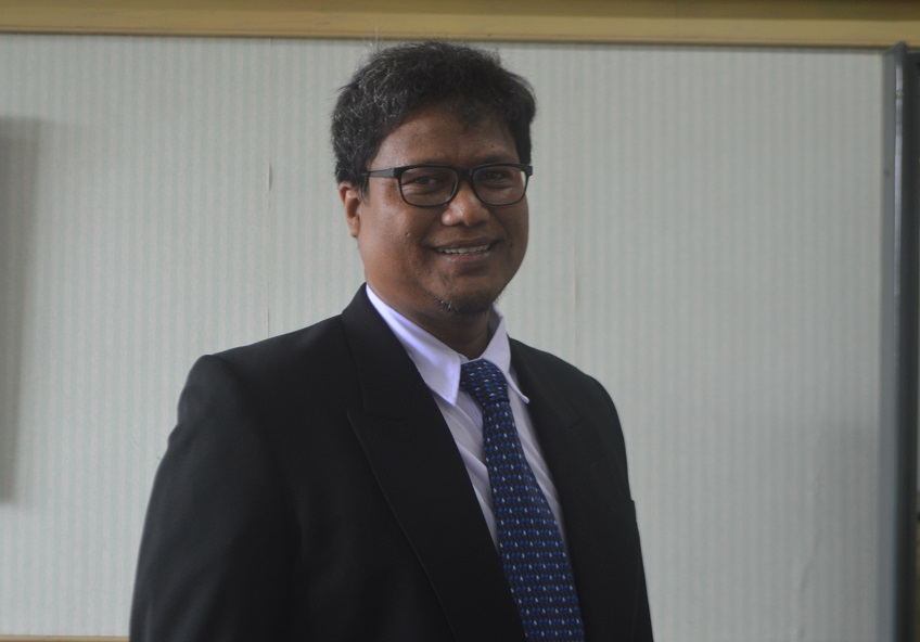 To Reveal Arabic Names for Javanese People - Universitas Gadjah Mada