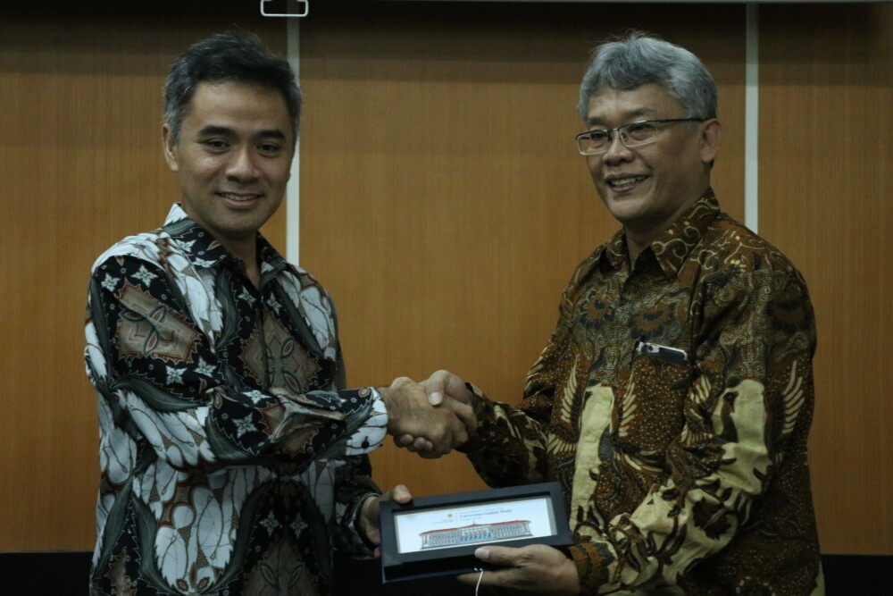 UGM Collaborates with Handicraft and Batik Centre - Universitas Gadjah Mada