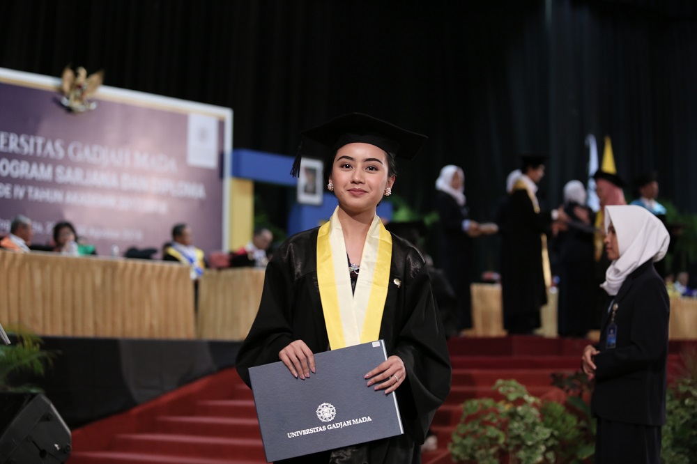Rektor UGM Mewisuda 1.850 Lulusan Sarjana dan Diploma - Universitas Gadjah Mada