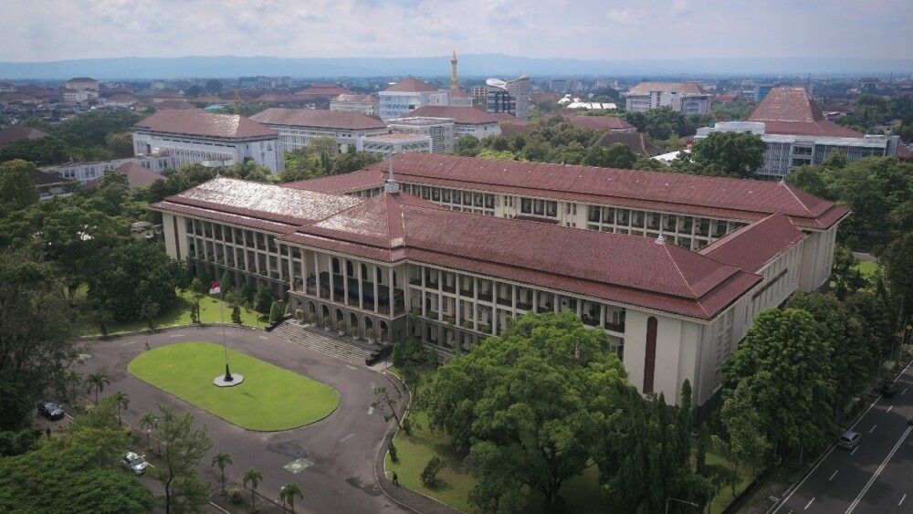 Kembangkan Bisnis Ugm Press Bekerja Sama Dengan Tokopedia