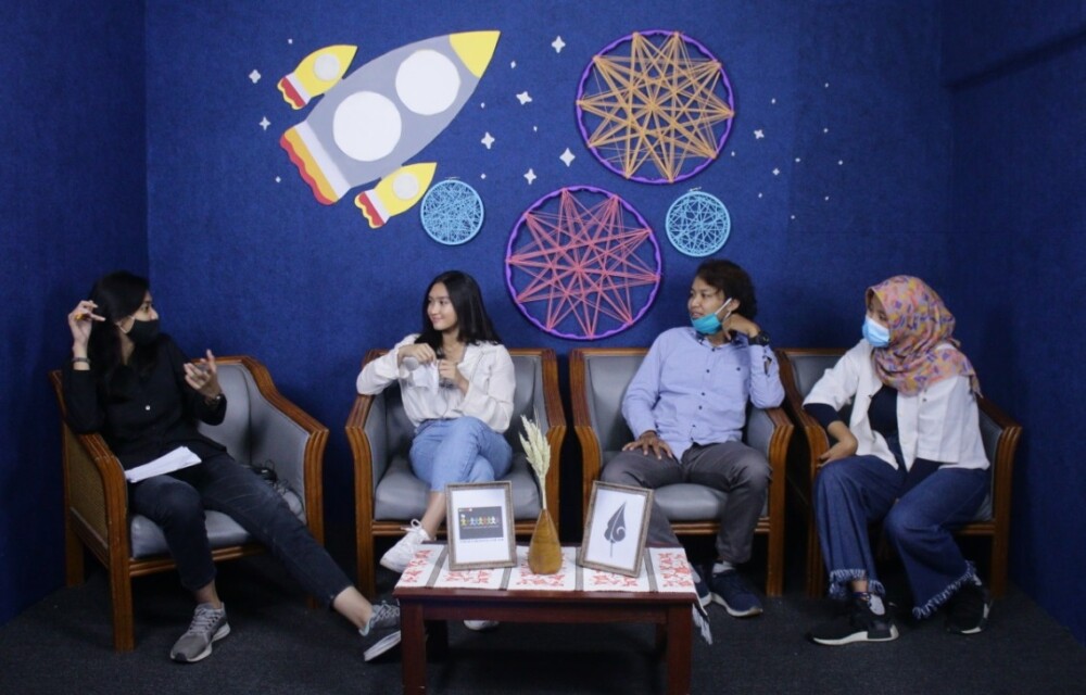 Online Gelanggang Expo 2020 - Universitas Gadjah Mada