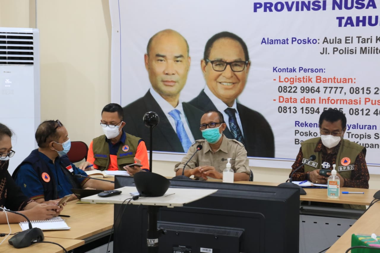 Pemda NTT Apresiasi Bantuan Kemanusiaan UGM - Universitas Gadjah Mada