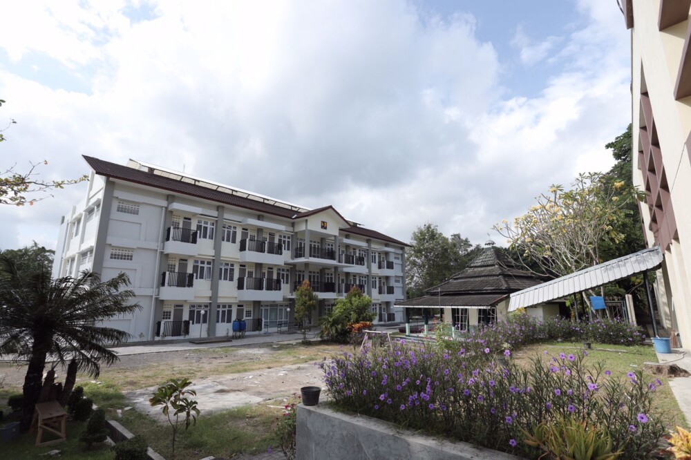 Selter PIAT UGM Tampung 74 Santri dan Pembina Terkonfirmasi COVID-19 ...