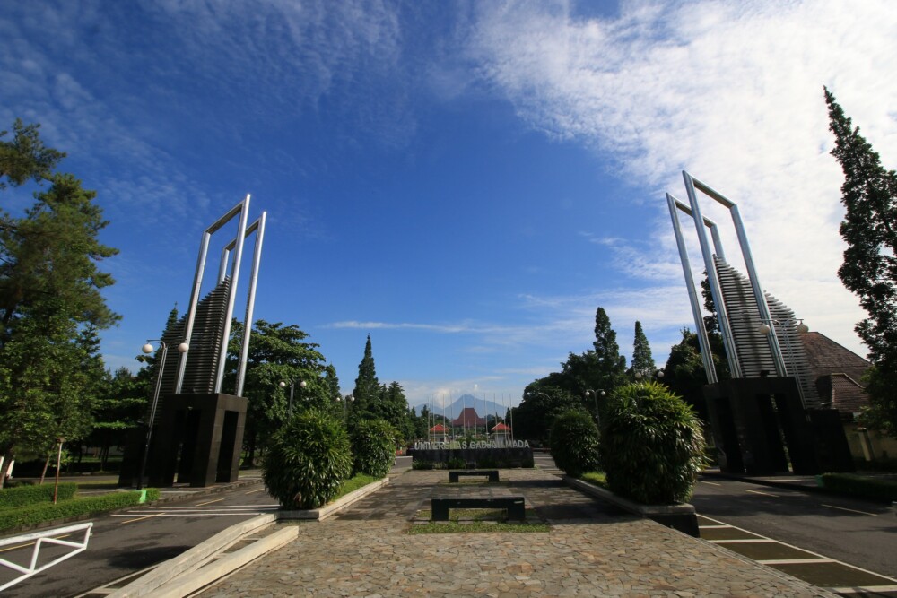 UGM Peringkat Satu di Indonesia Versi Mosiur 2021 - Universitas Gadjah Mada