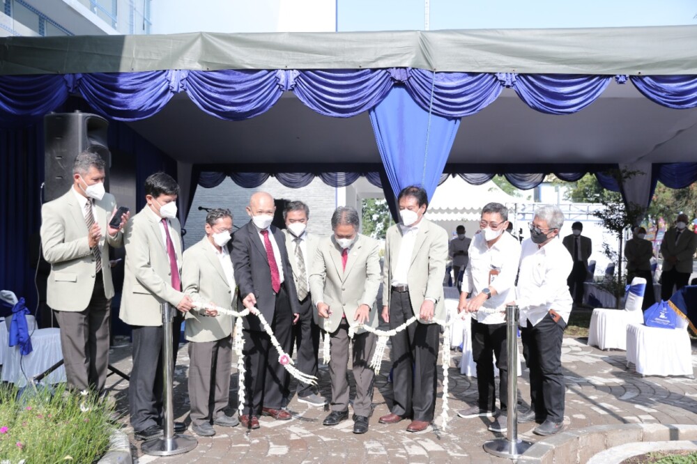 Rektor UGM Resmikan Gedung ERIC sebagai Pusat Riset Unggulan Fakultas ...