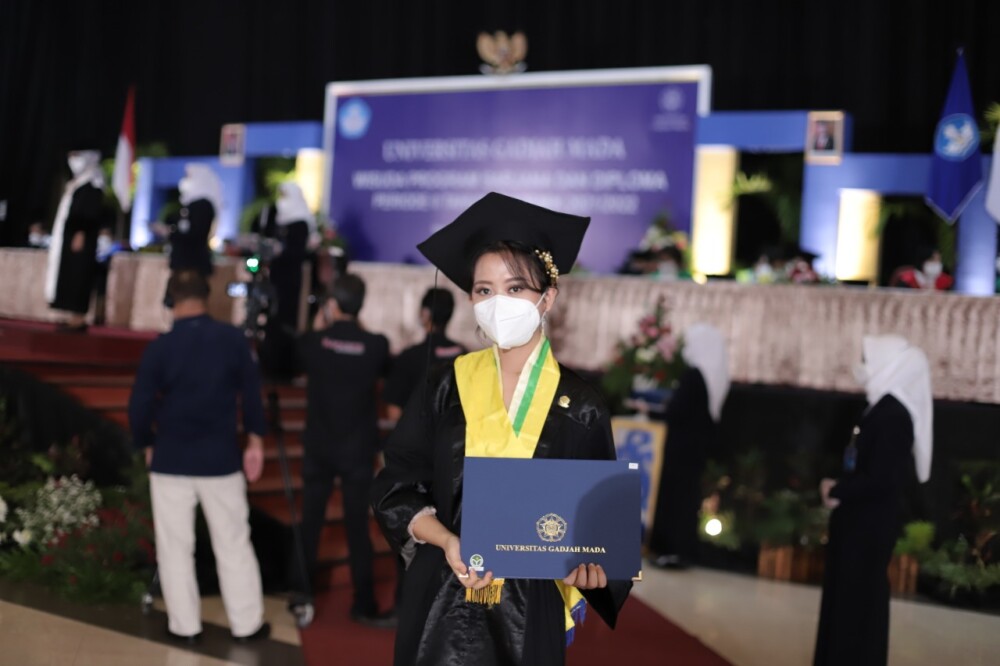 Rektor UGM Mewisuda 1.551 Lulusan Sarjana dan Diploma - Universitas Gadjah Mada