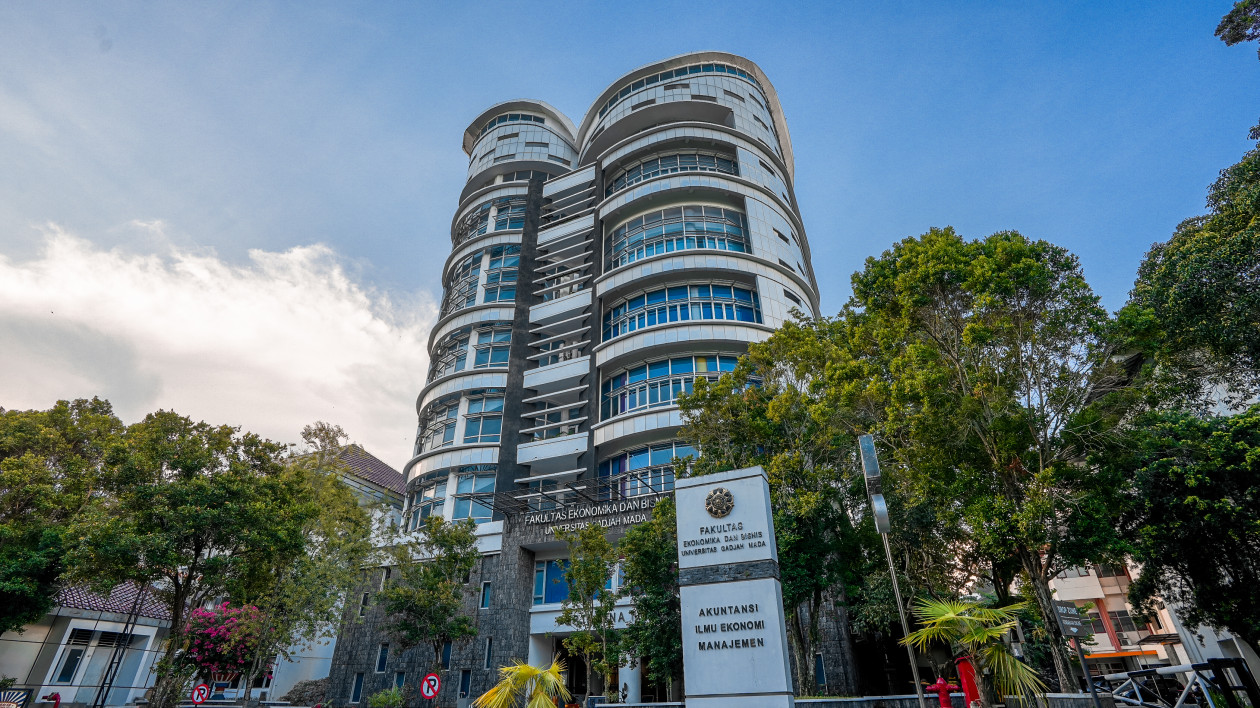Faculty of Economics and Business - Universitas Gadjah Mada