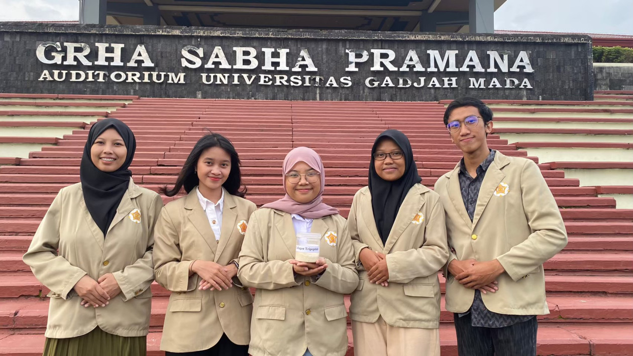 Mahasiswa UGM Temukan Potensi Limbah Ceker Ayam sebagai Alternatif ...