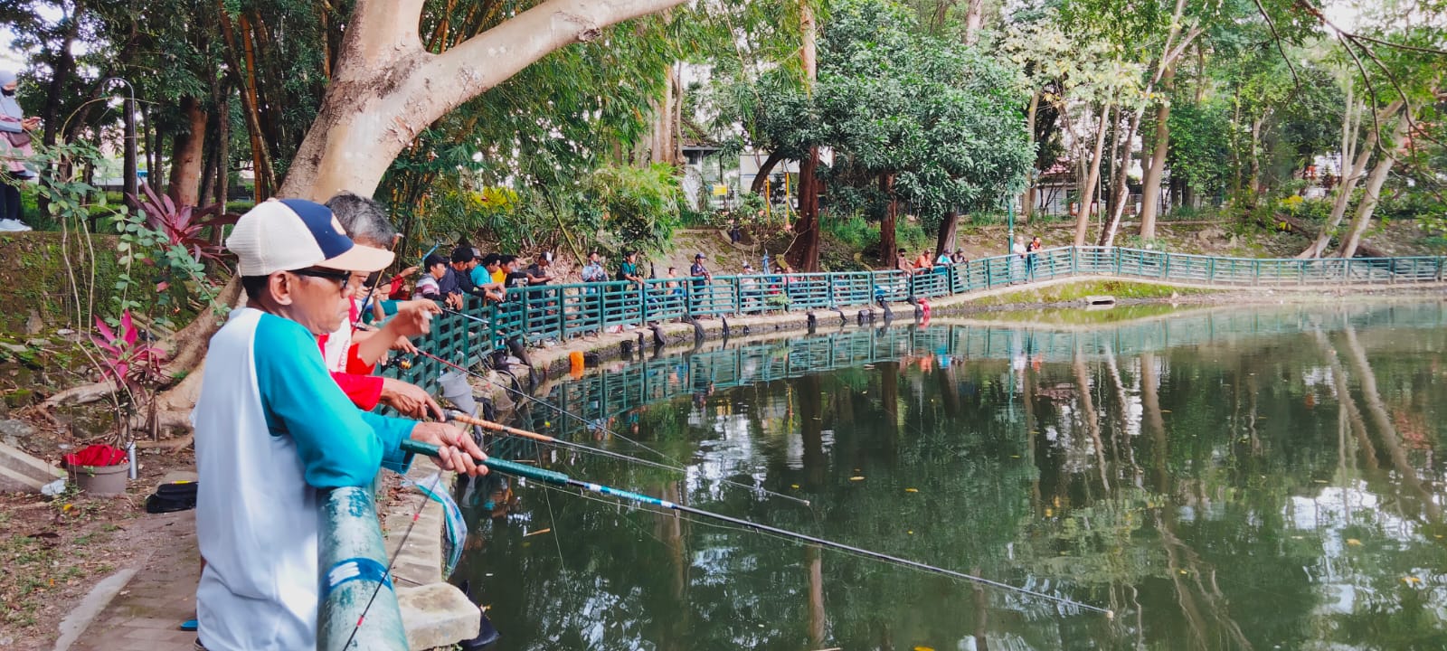 220 Peserta Ramaikan Lomba Mancing Dies ke-73 UGM - Universitas Gadjah Mada