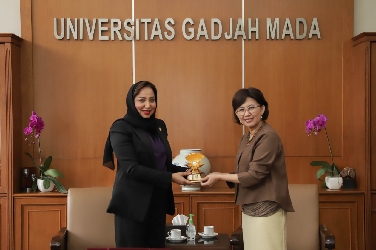 Ambassador of Qatar to Indonesia Welcomes Cooperation Opportunities with UGM - Universitas ...
