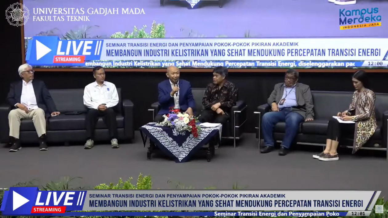 Seminar Fakultas Teknik UGM Ulas Isu Transisi Energi dan Industri Kelistrikan - Universitas ...