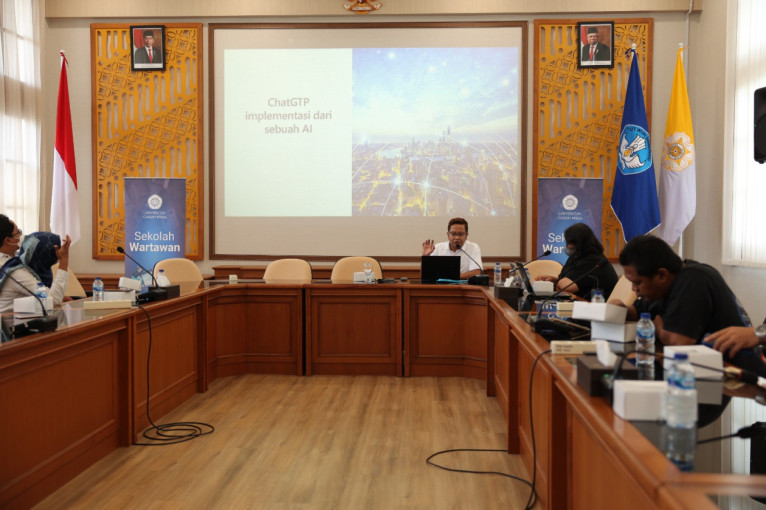 Guru Besar UGM Paparkan Ancaman AI Paling Berbahaya - Universitas ... Guru Besar UGM Paparkan Ancaman AI Paling Berbahaya - Universitas ...