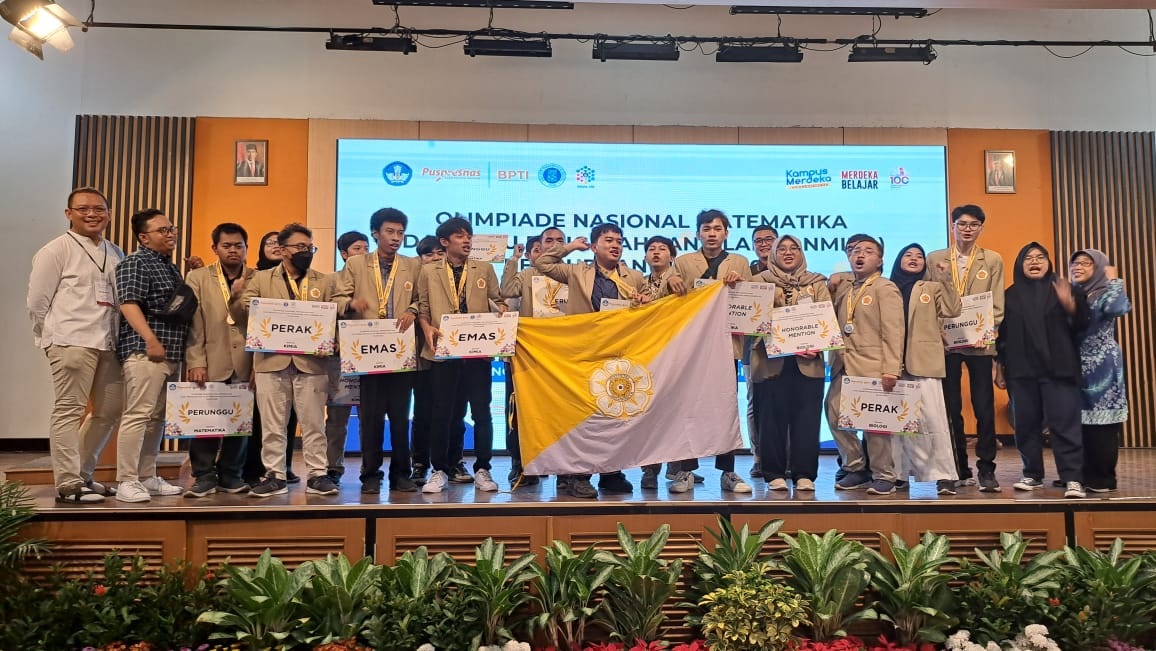 Sabet 15 Medali, UGM Juara Umum II ON MIPA 2023 - Universitas Gadjah Mada