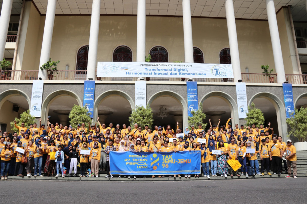 Reuni SospoL UGM 96 : Dari Demo Ceria Hingga Nostalgia Paket Kalap ...