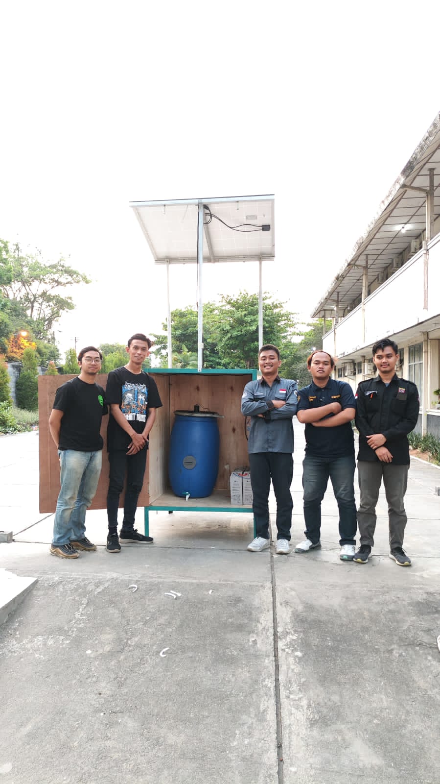 Mahasiswa SV UGM Kembangkan Komposter Pupuk Cair Otomatis Dengan Sumber ...