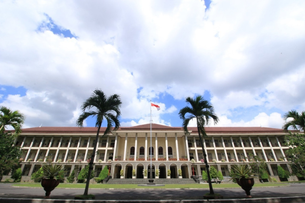 UGM Invites Students to Shape Democracy: Registration Open for 2024 ...