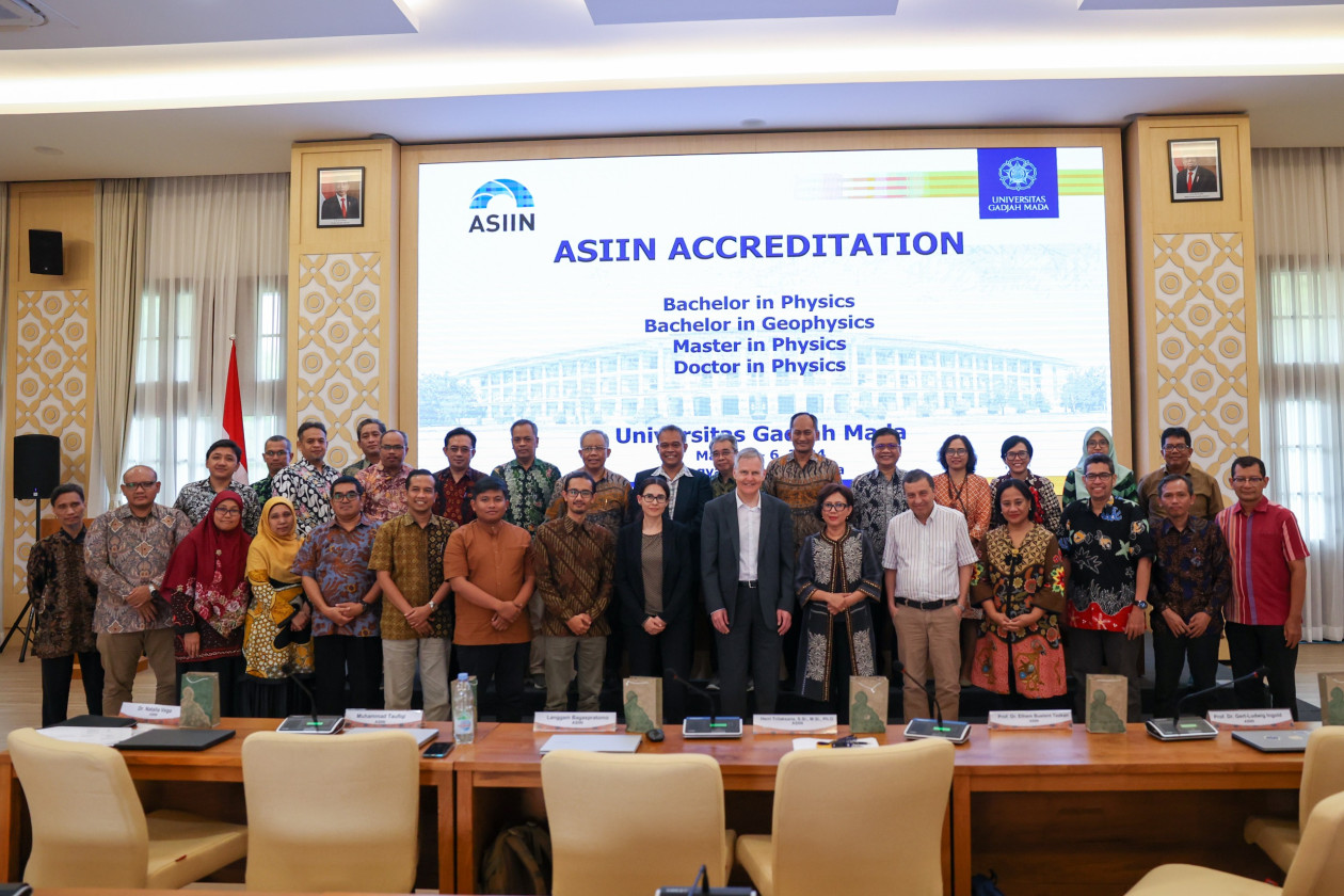 4 Prodi Departemen Fisika FMIPA UGM Mendapat Penilaian Akreditasi ASIIN - Universitas Gadjah Mada
