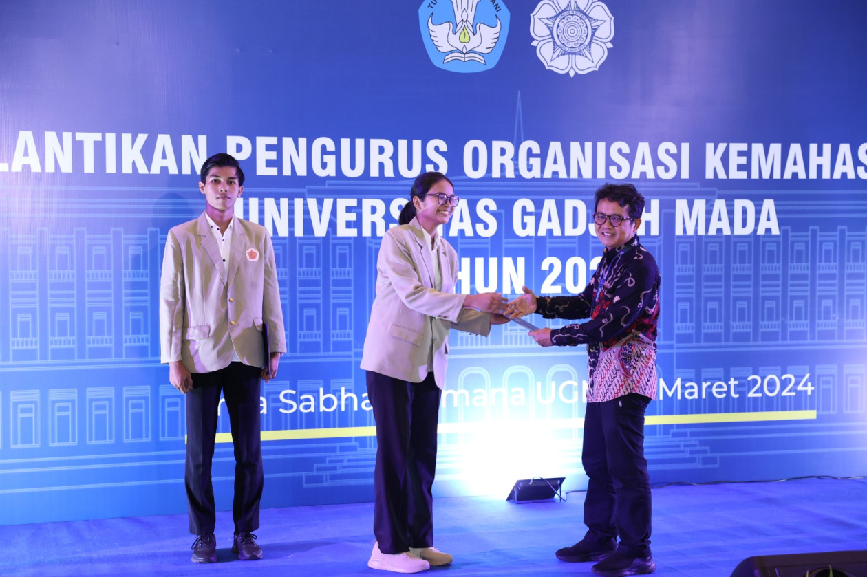 50 Pengurus UKM dan 26 Pengurus Komunitas di Lingkungan UGM Dilantik ...