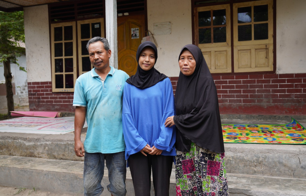 Determined Student From Underprivileged Background Earns 100% Tuition ...