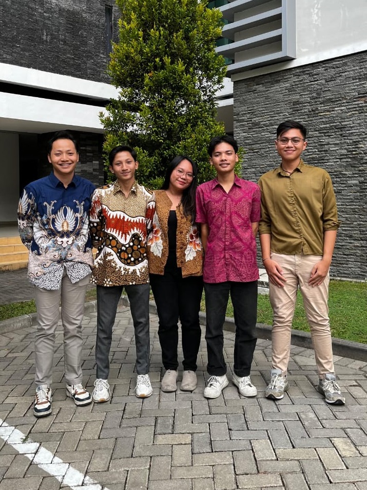 Tim Mahasiswa UGM Hadirkan GASTREIT untuk penderita GERD - Universitas ...