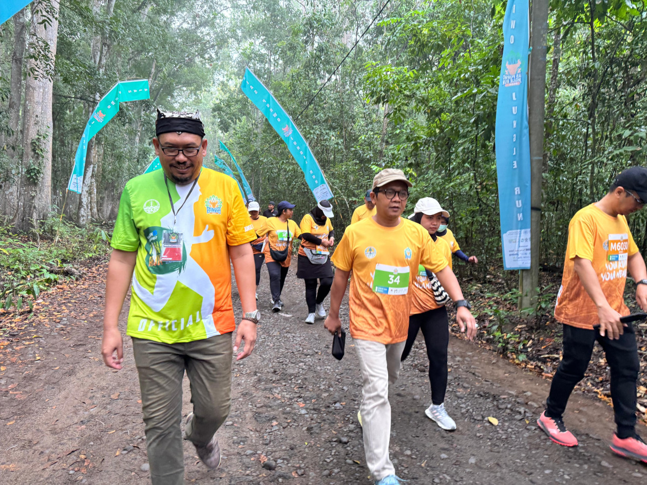 1,000 Participants Join Alas Purwo Jungle Run - Universitas Gadjah Mada