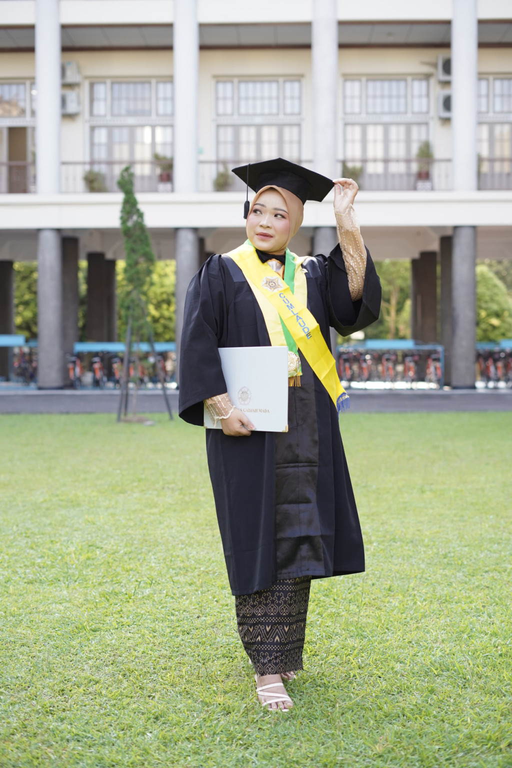 Youngest Soil Science Master's Graduate at UGM Achieves Perfect GPA ...