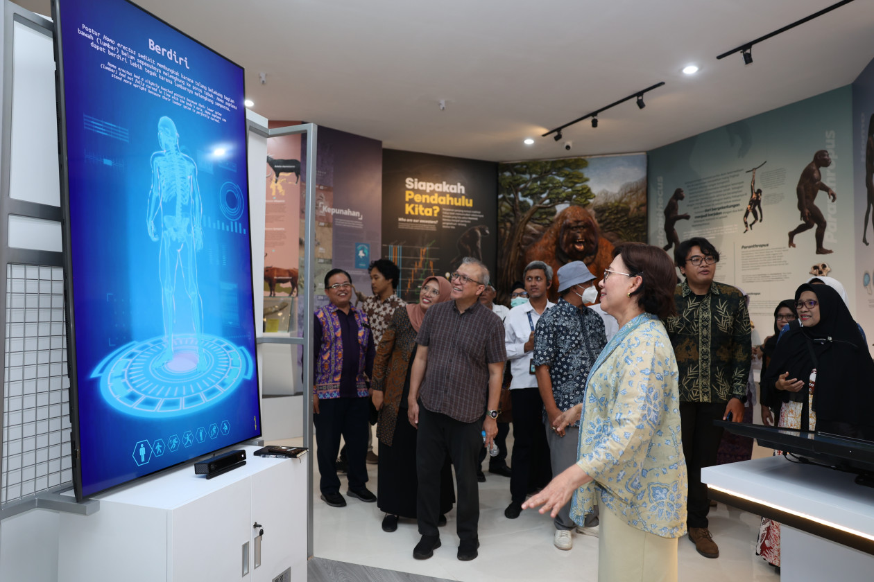 Teuku Jacob dan Koleksi Manusia Purba - Universitas Gadjah Mada
