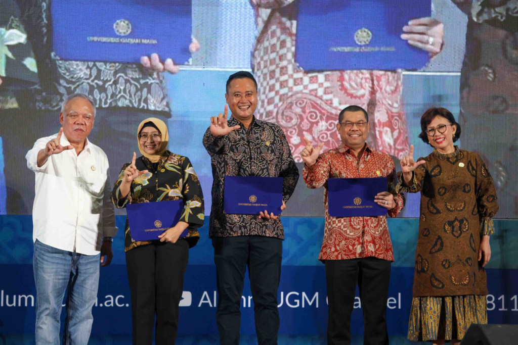 Rintis Pembangunan Wanagama Nusantara, Tiga Alumnus UGM Raih Penghargaan - Universitas Gadjah Mada
