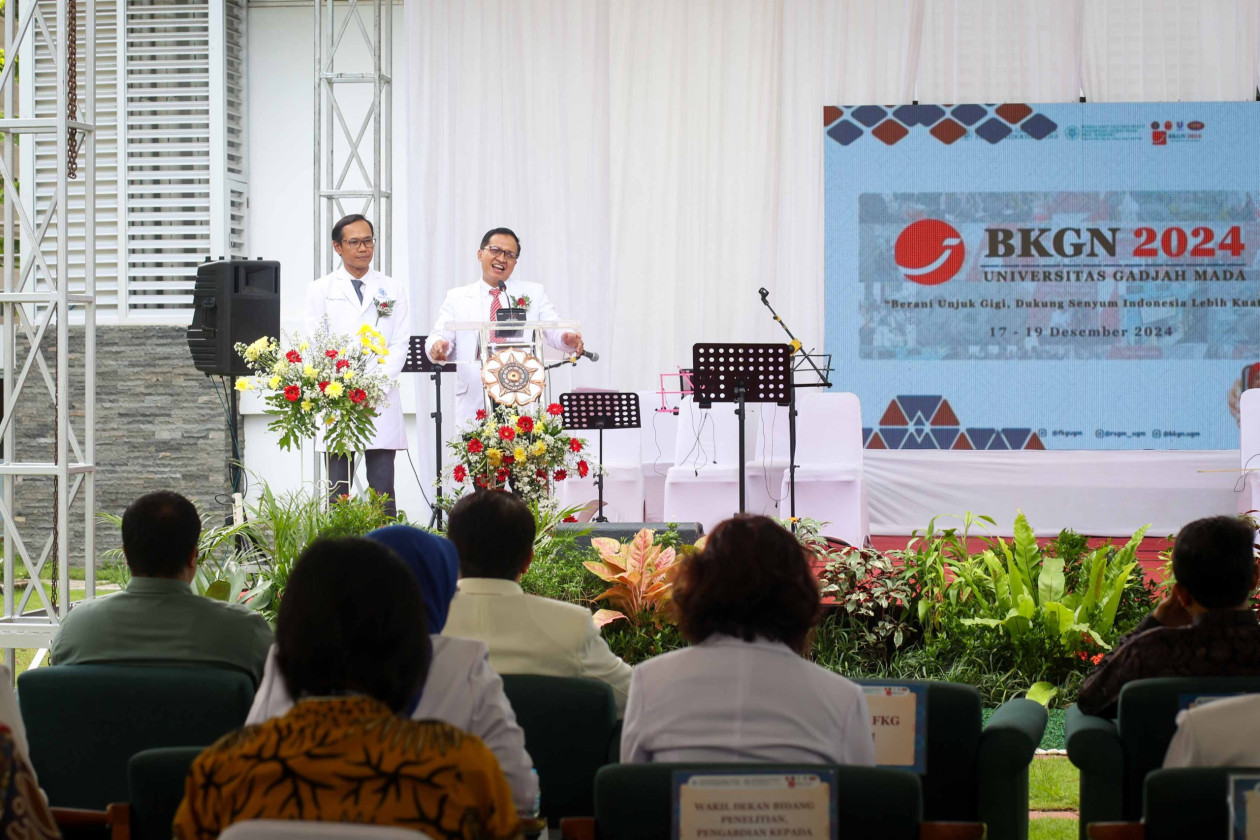 UGM and Unilever Provide Free Dental Checkups for 880 People ...