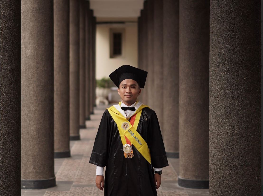 Cerita Ilham, Lulus S2 UGM 1 Tahun 4 Bulan dengan IPK 4.00 ...