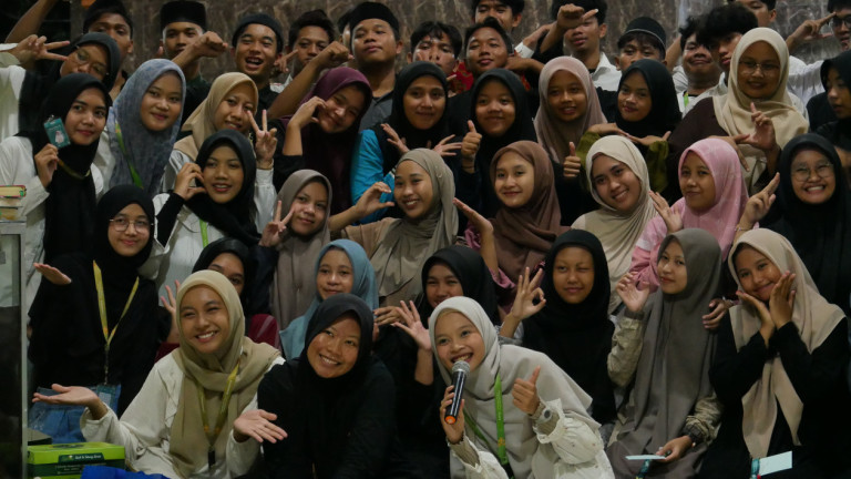 UGM Campus Mosque Organizes 2025 Ramadan on Campus - Universitas Gadjah Mada