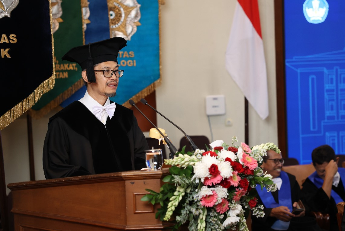 Dosen FT UGM Prof. Harintaka Dikukuhkan Guru Besar Bidang Teknik ...