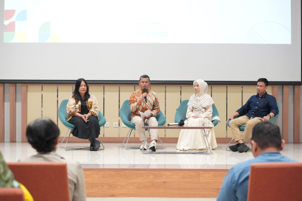 UGM, Trade Ministry, and Google Launch AI Training to Help Indonesian MSMEs Expand into Export ...