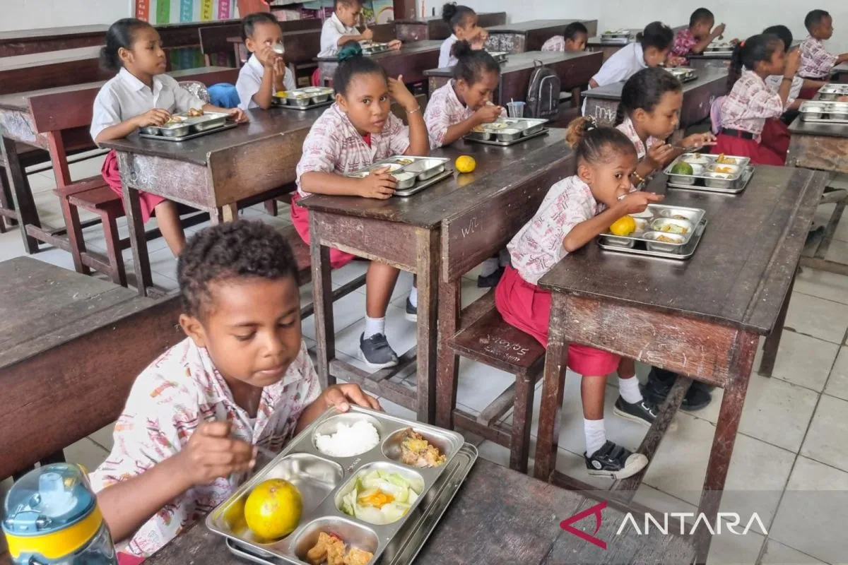 UGM Expert: Free Meal Program Must Focus on Students Most in Need - Universitas Gadjah Mada