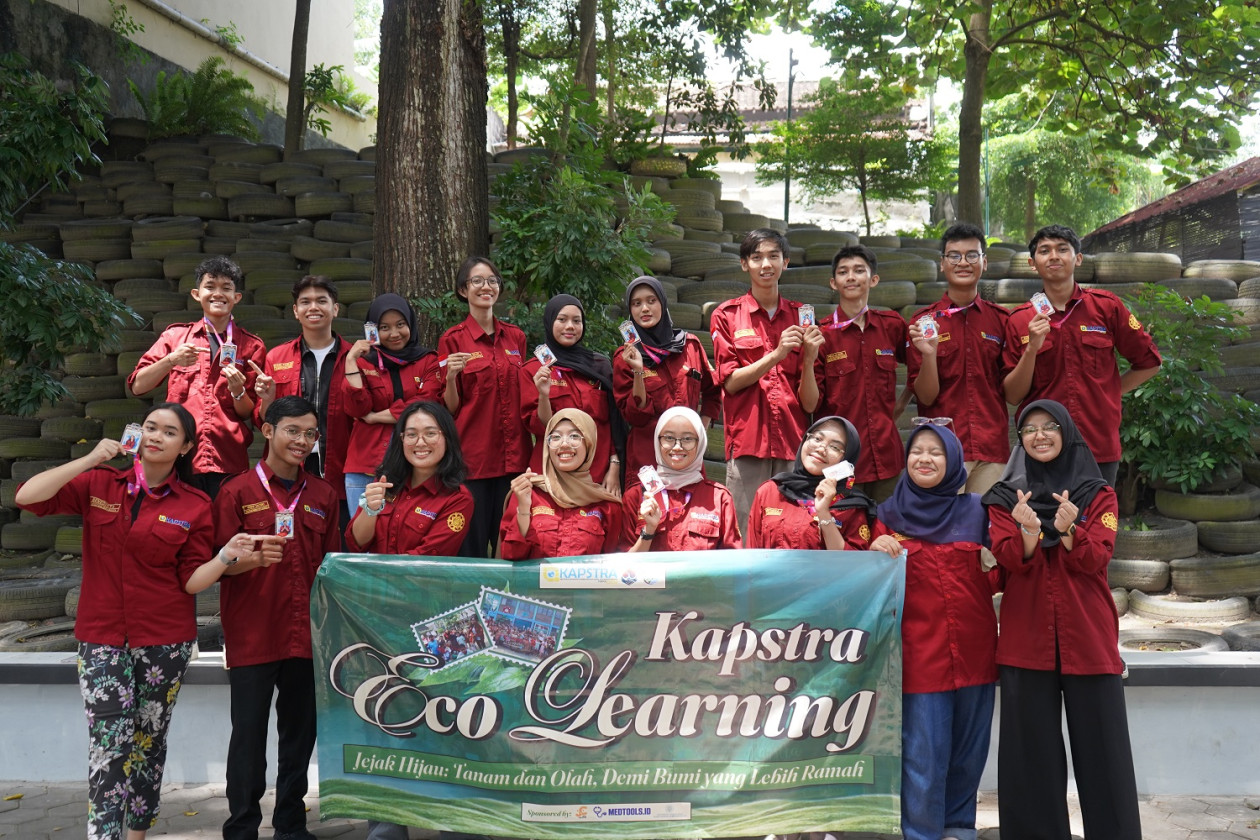 KAPSTRA Eco-Learning Social Initiative: UGM Students Promote Environmental Conservation Through ...