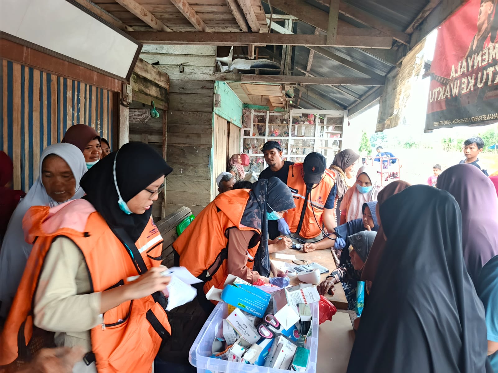 UGM’s Weekly Medical Missions Deployed to Aceh to Support Disaster ...
