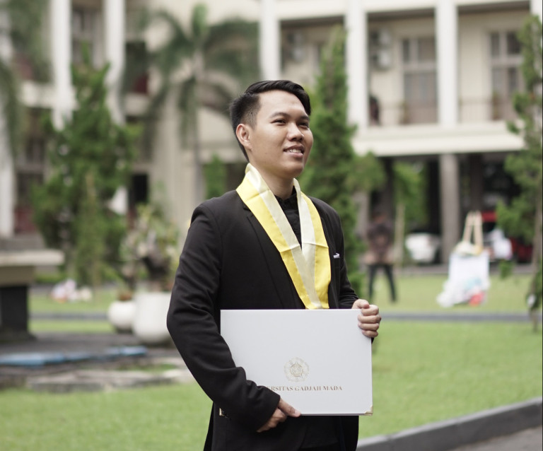 Studying Squid Game, UGM Graduate Becomes Fastest Master’s Graduate in ...